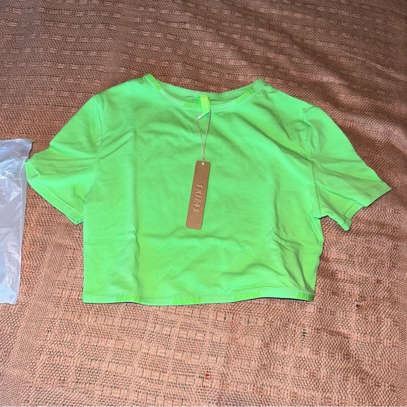 SKIMS | Tops | Nwt Skims Cotton Logo Super Cropped Tee | Poshmark